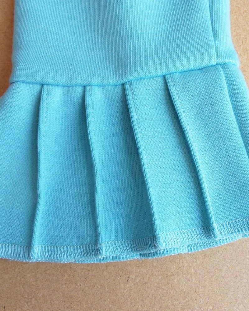 Exploring techniques. 10 ideas using sewing tuck details - Dream. Cut. Sew